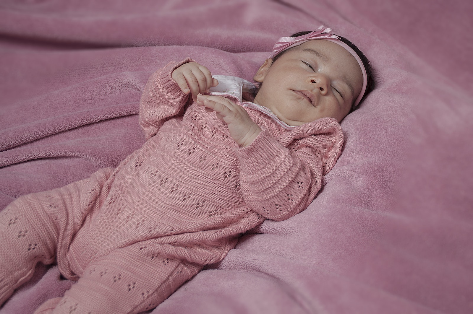 Comment choisir la taille des vêtements de bébé ? | T COM T